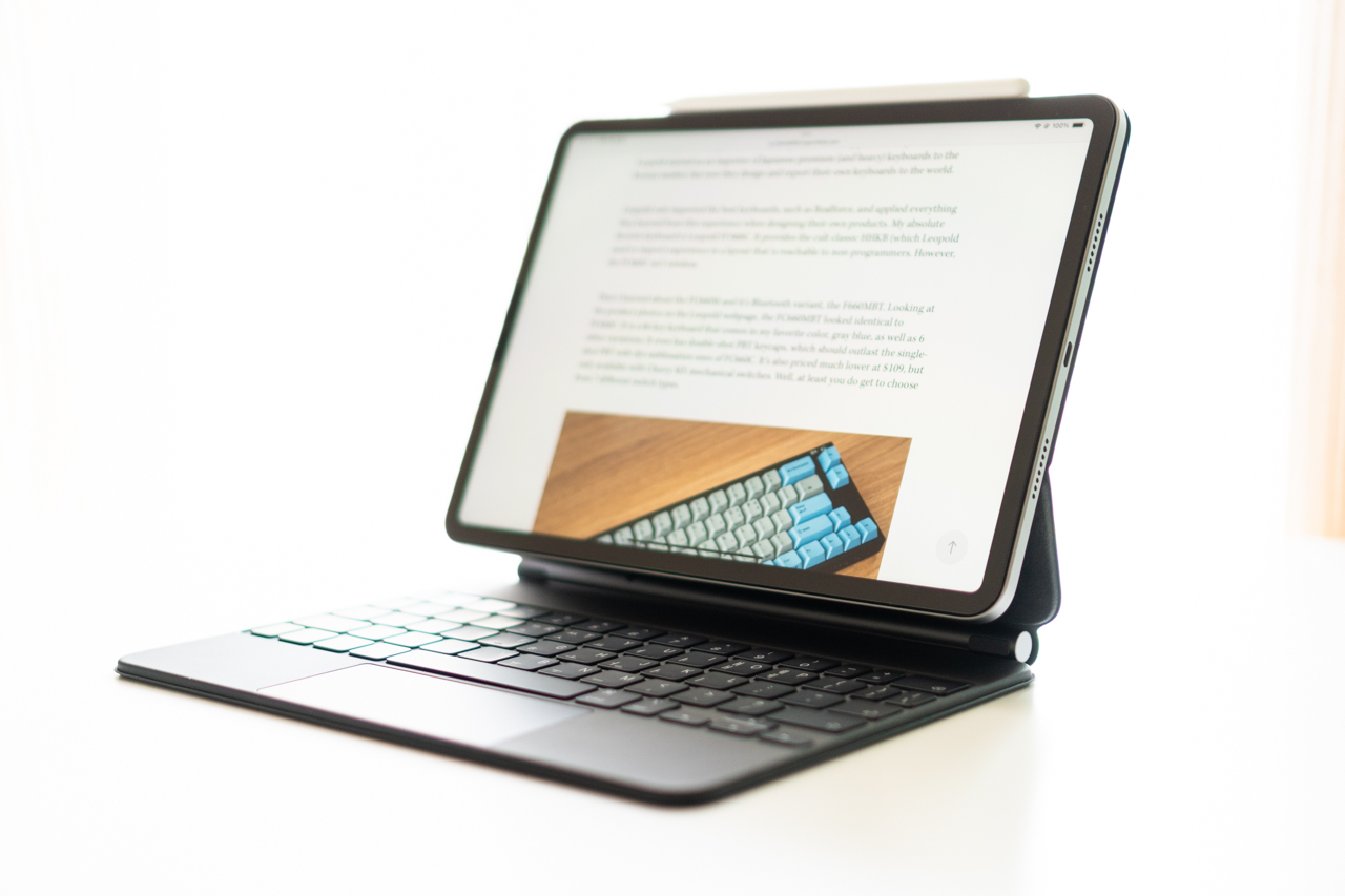 Apple Magic Keyboard for iPad Pro Review - Amazing Experience, Amazing ...